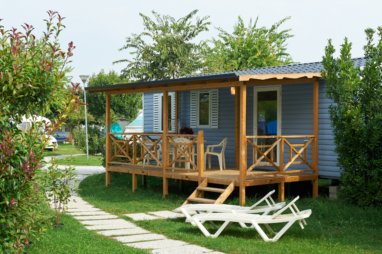 A camping with mobile homes on Lake Garda